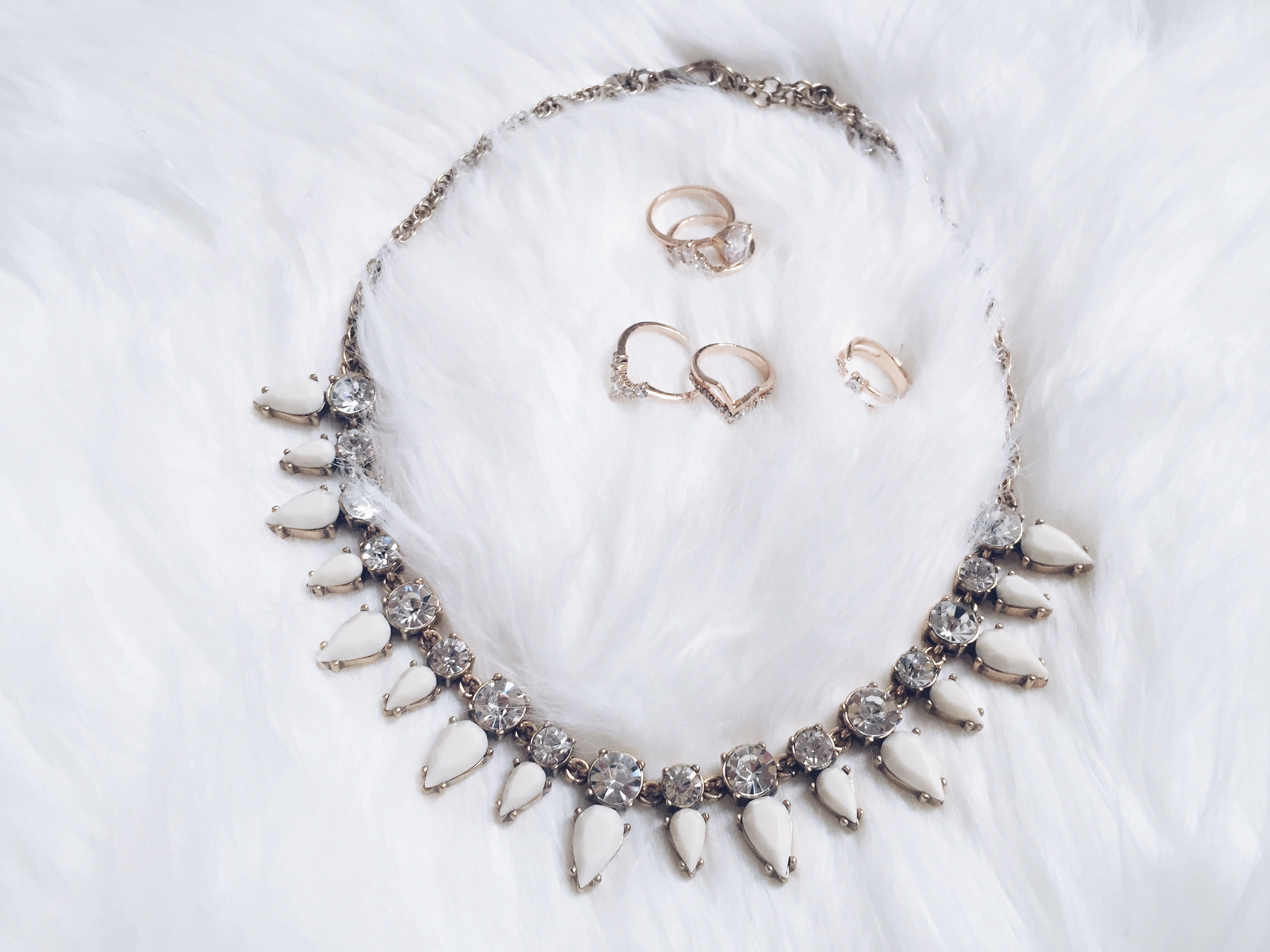 CMA Gala – Award Night – My Blanc Canvas